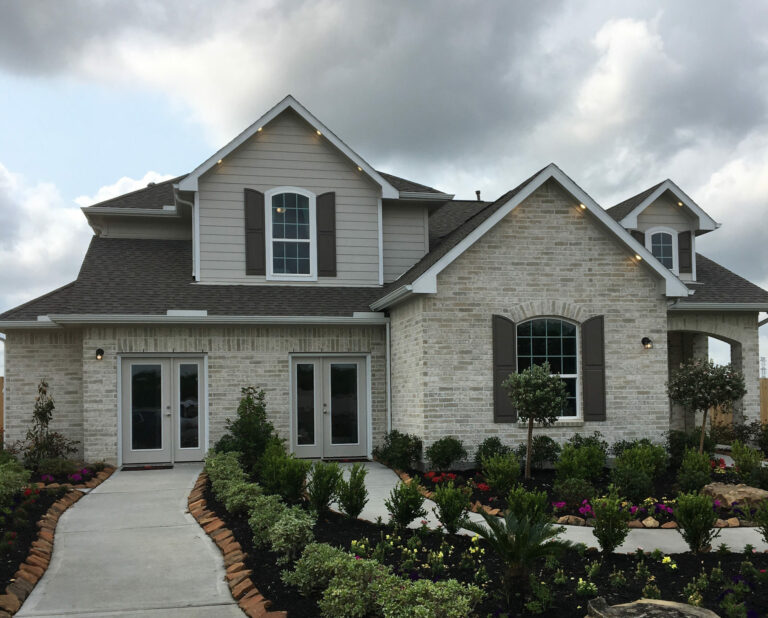 Snow Mist - Red River Brick