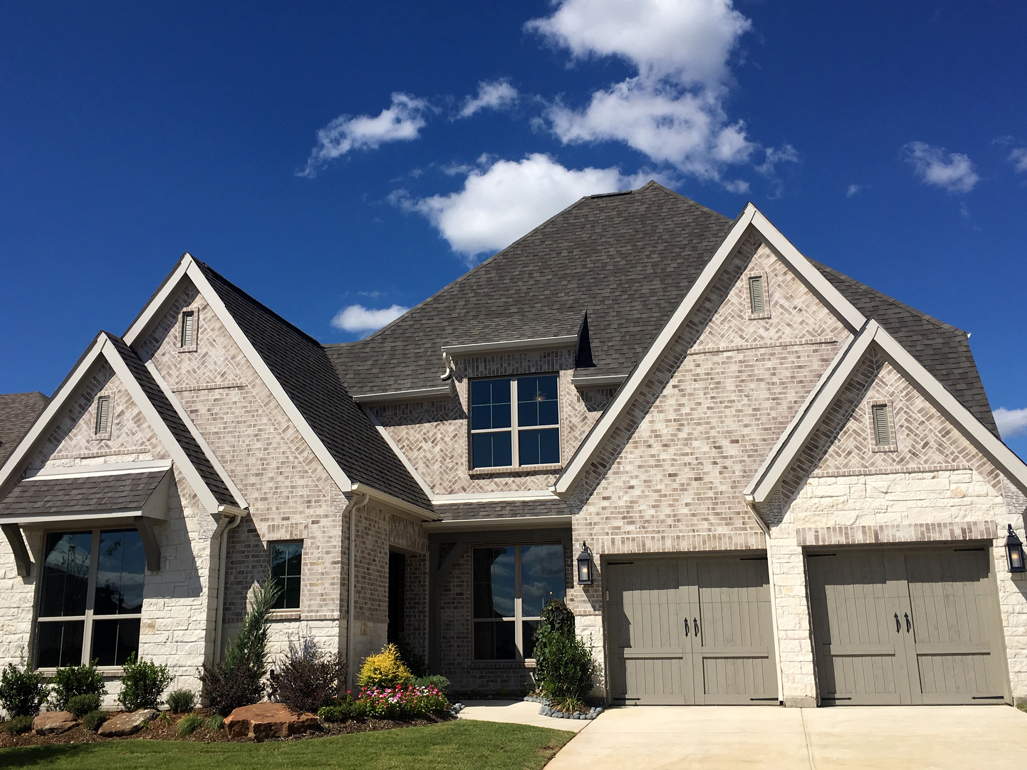 Summer Ash - Red River Brick